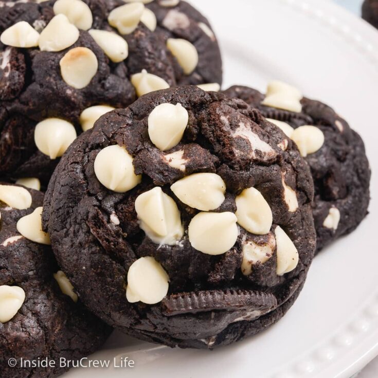 Chocolate Oreo Cookies - Inside BruCrew Life