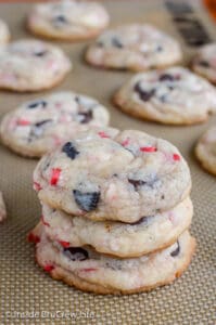 Best Peppermint Oreo Cookies | Inside BruCrew Life