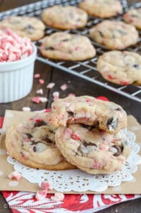 Best Peppermint Oreo Cookies | Inside BruCrew Life