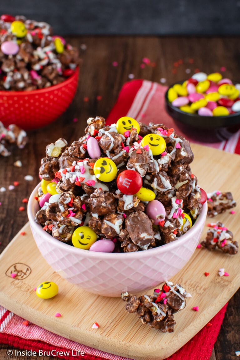 Easy Dark Chocolate Popcorn with M&M's - Inside BruCrew Life