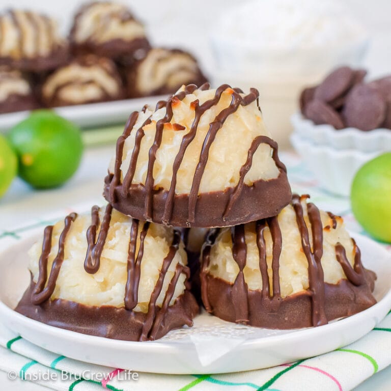 Key Lime Macaroons - Inside BruCrew Life