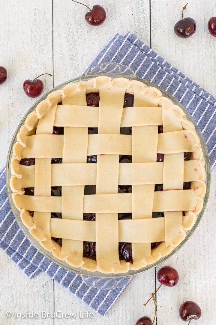 How to Make a Lattice Pie Crust - Inside BruCrew Life