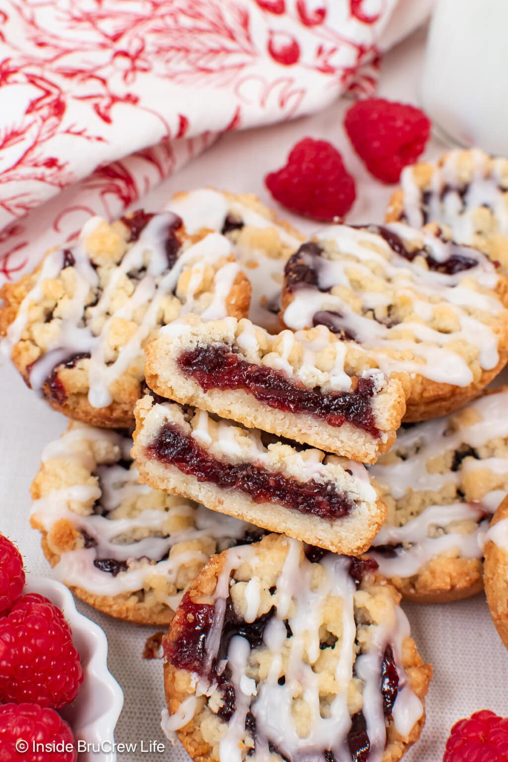Raspberry Crumble Cookies Recipe (Costco Copycat) - Inside BruCrew Life